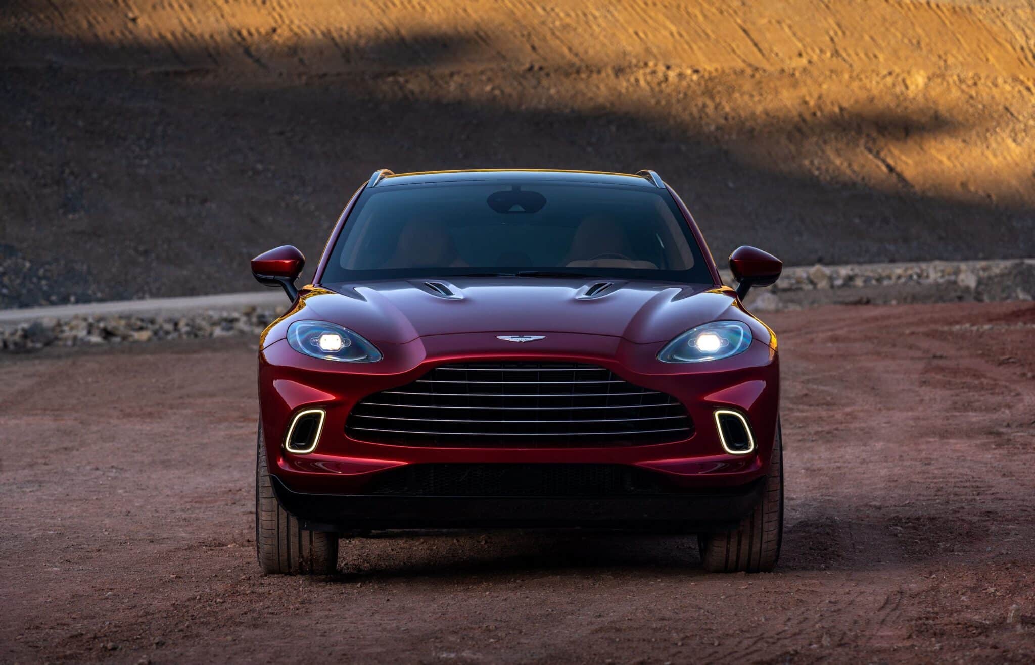 Aston Martin DBX - EQ. Magazine