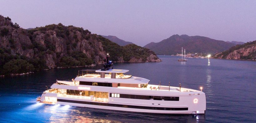 McLaren Senna GTR - EQ. Magazine